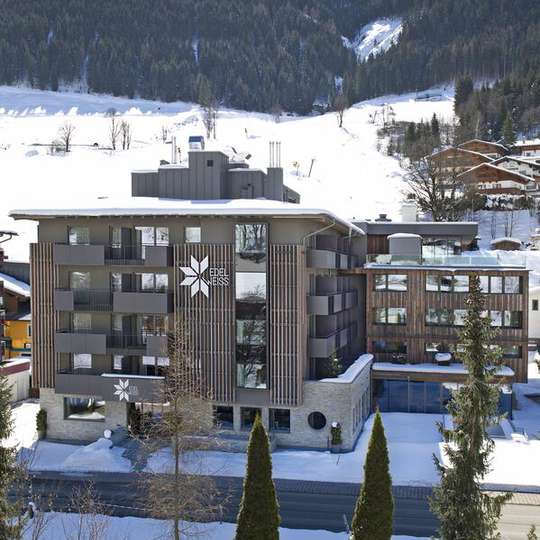 The 20 best luxury hotels in Austrian Alps – LuxuryHotel.world